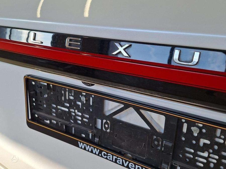 White Lexus RX 450h 2023 in Vilnius, with an engine capacity of 2.49 L and mileage of 44 thousand km for 55999 €, photo 23 on AUTOMOTO.COM.LV