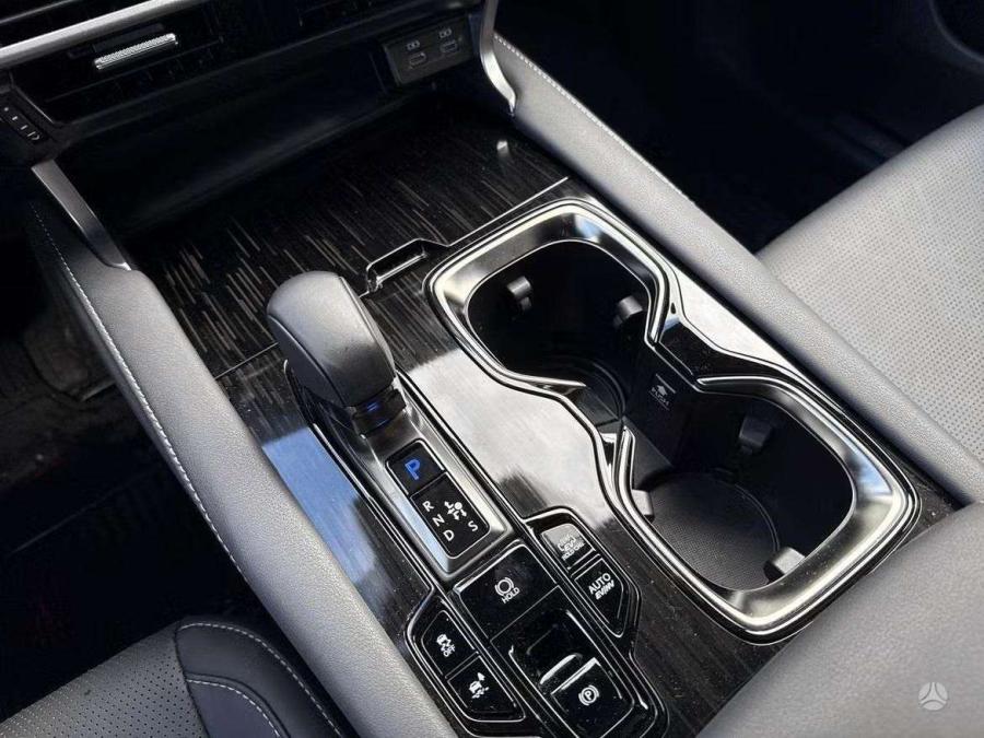 Белый Лексус RX 450h 2025 в Вильнюс, объемом двигателя 2.49 л и пробегом 10 тыс. км за 66900 €, фото 16 на AUTOMOTO.COM.LV