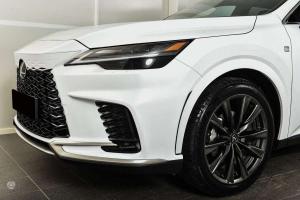 Balts Lexus RX 450h 2025 Viļņa, ar dzinēja tilpumu 2.49 L un nobraukumu 15 tūkst. km par 69999 €, foto 5 vietnē AUTOMOTO.COM.LV