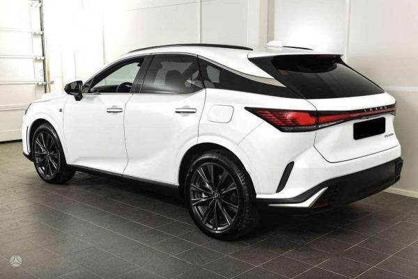 Balts Lexus RX 450h 2025 Viļņa, ar dzinēja tilpumu 2.49 L un nobraukumu 15 tūkst. km par 69999 €, foto 5 vietnē AUTOMOTO.COM.LV