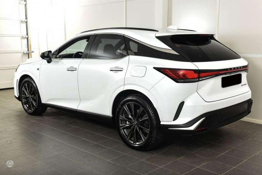 Balts Lexus RX 450h 2025 Viļņa, ar dzinēja tilpumu 2.49 L un nobraukumu 15 tūkst. km par 69999 €, foto 6 vietnē AUTOMOTO.COM.LV