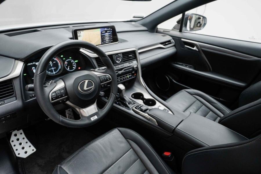 Balts Lexus RX 450h 2017 Peetri, ar dzinēja tilpumu 3.50 L un nobraukumu 110 tūkst. km par 38000 €, foto 8 vietnē AUTOMOTO.COM.LV