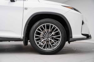 Balts Lexus RX 450h 2017 Peetri, ar dzinēja tilpumu 3.50 L un nobraukumu 110 tūkst. km par 38000 €, foto 15 vietnē AUTOMOTO.COM.LV