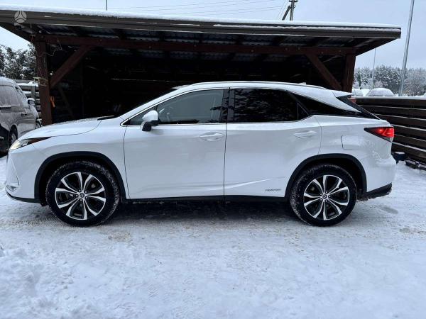 Balts Lexus RX 450h 2022 Druskininkai, ar dzinēja tilpumu 3.50 L un nobraukumu 39 tūkst. km par 38700 €, foto 4 vietnē AUTOMOTO.COM.LV