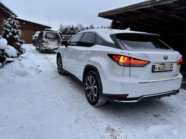 Balts Lexus RX 450h 2022 Druskininkai, ar dzinēja tilpumu 3.50 L un nobraukumu 39 tūkst. km par 38700 €, foto 5 vietnē AUTOMOTO.COM.LV