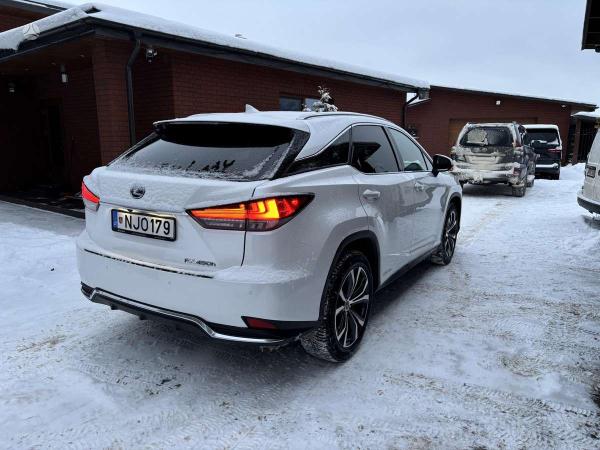 Balts Lexus RX 450h 2022 Druskininkai, ar dzinēja tilpumu 3.50 L un nobraukumu 39 tūkst. km par 38700 €, foto 6 vietnē AUTOMOTO.COM.LV