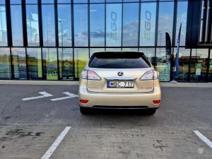 Dzeltens Lexus RX 450h 2012 Viļņa, ar dzinēja tilpumu 3.46 L un nobraukumu 181 tūkst. km par 14599 €, foto 9 vietnē AUTOMOTO.COM.LV