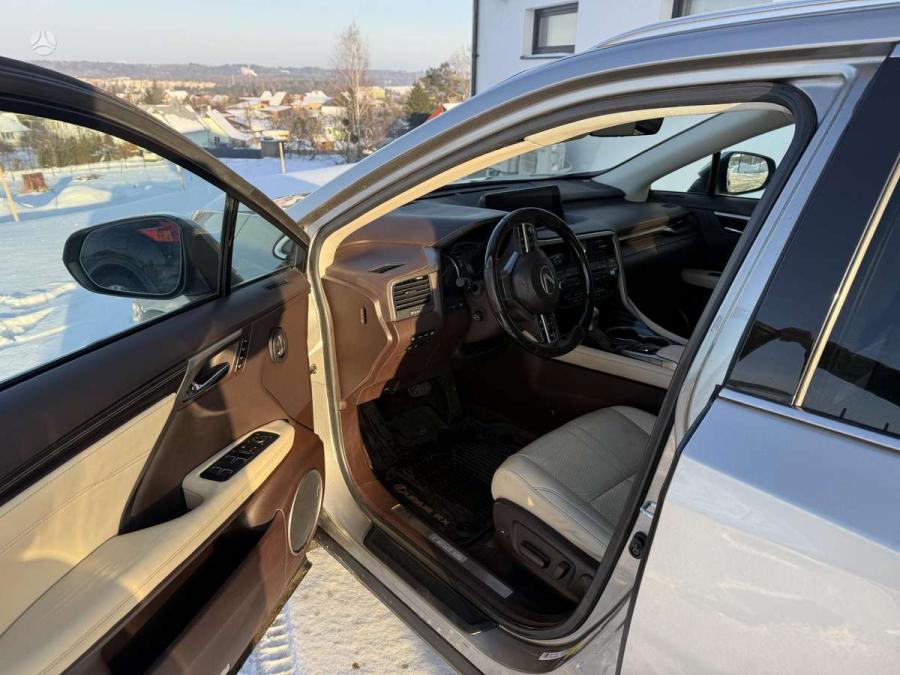 Dzeltens Lexus RX 450h 2019 Prienai, ar dzinēja tilpumu 3.46 L un nobraukumu 144 tūkst. km par 35000 €, foto 8 vietnē AUTOMOTO.COM.LV