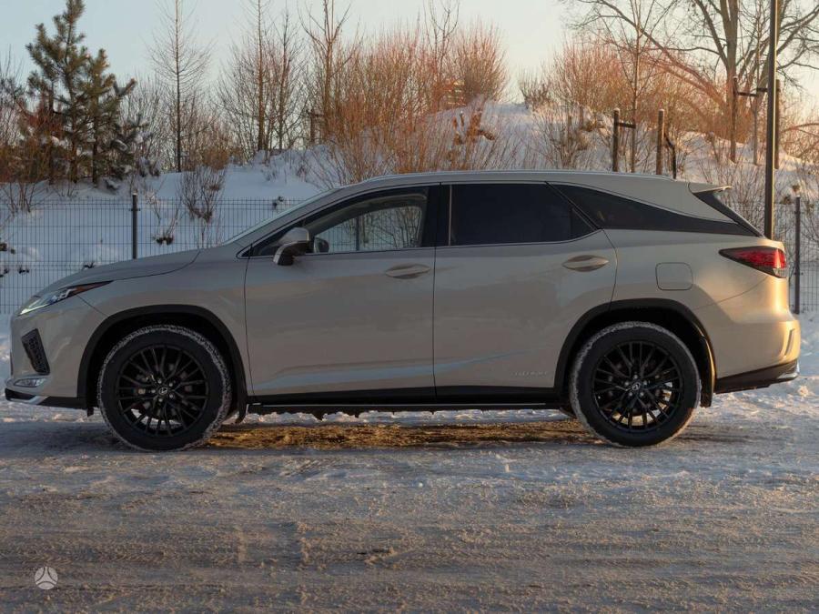 Dzeltens Lexus RX 450h 2020 Viļņa, ar dzinēja tilpumu 3.50 L un nobraukumu 62 tūkst. km par 39999 €, foto 5 vietnē AUTOMOTO.COM.LV