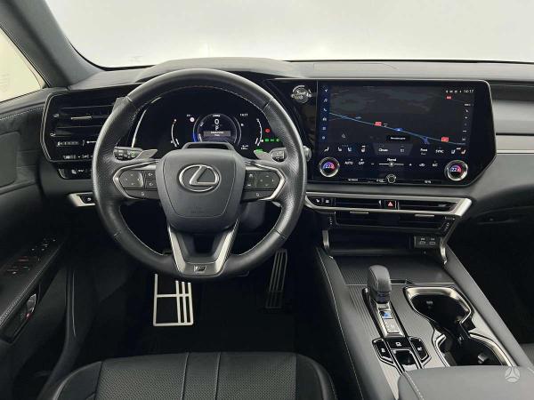 Melns Lexus RX 500h 2023 Viļņa, ar dzinēja tilpumu 2.39 L un nobraukumu 94 tūkst. km par 66900 €, foto 9 vietnē AUTOMOTO.COM.LV