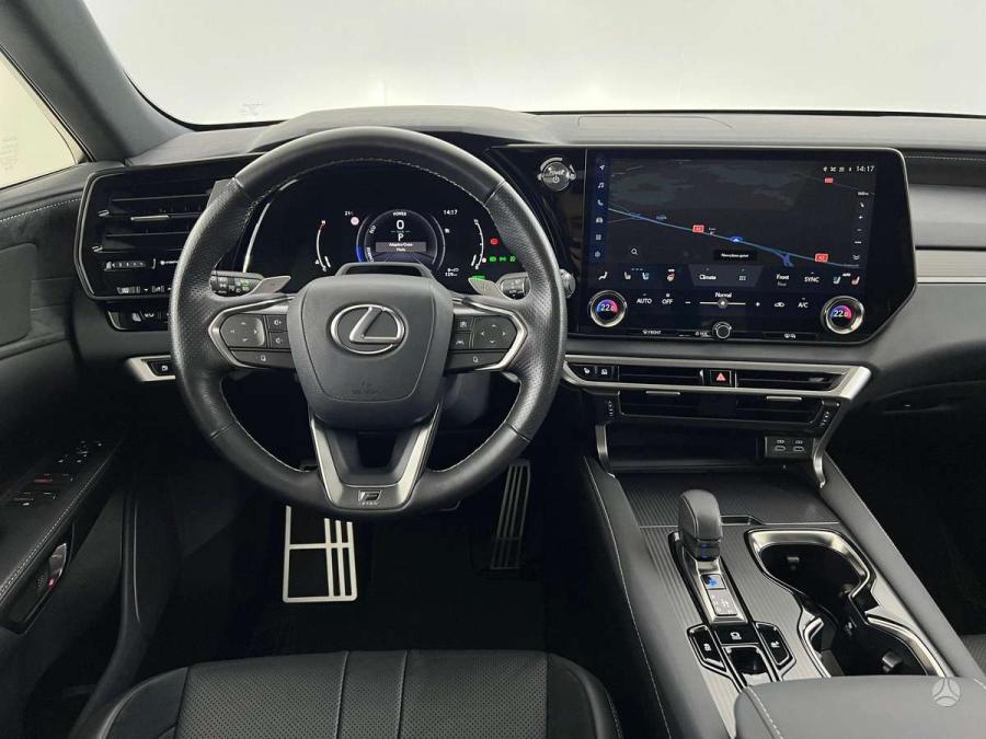 Black Lexus RX 500h 2023 in Vilnius, with an engine capacity of 2.39 L and mileage of 94 thousand km for 66900 €, photo 10 on AUTOMOTO.COM.LV