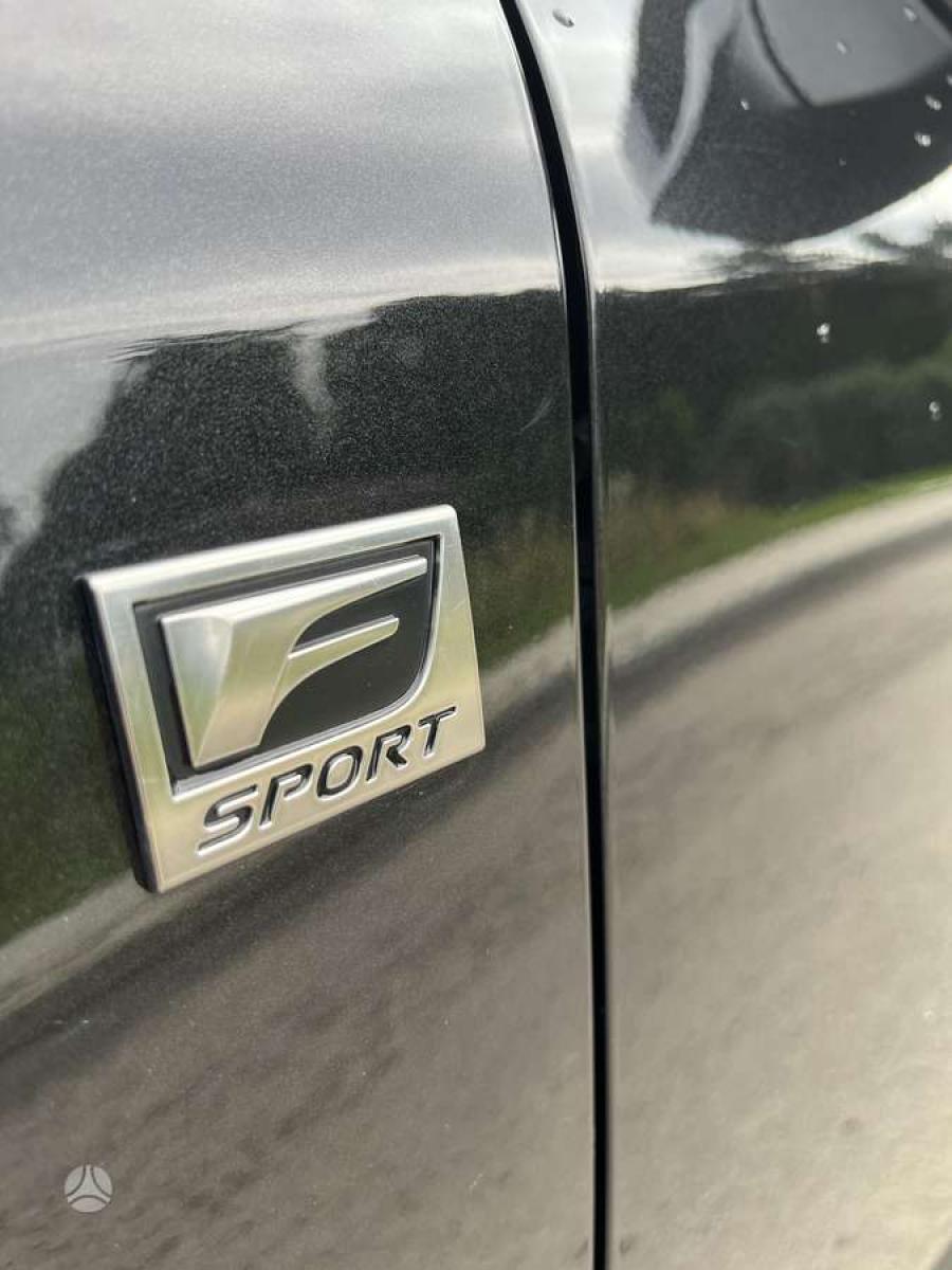Melns Lexus RX 500h 2023 Alīta, ar dzinēja tilpumu 0.00 L un nobraukumu 41 tūkst. km par 55000 €, foto 11 vietnē AUTOMOTO.COM.LV