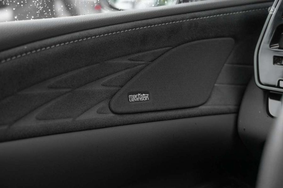 Melns Lexus RX 500h 2025 Viļņa, ar dzinēja tilpumu 2.39 L un nobraukumu 15 tūkst. km par 84900 €, foto 30 vietnē AUTOMOTO.COM.LV