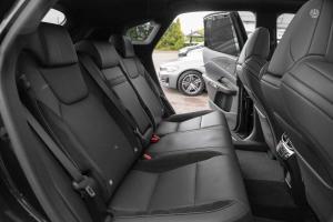 Melns Lexus RX 500h 2025 Viļņa, ar dzinēja tilpumu 2.39 L un nobraukumu 15 tūkst. km par 84900 €, foto 32 vietnē AUTOMOTO.COM.LV