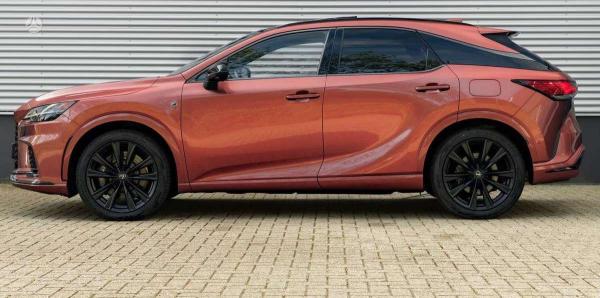 Brūns Lexus RX 500h 2023 Viļņa, ar dzinēja tilpumu 2.39 L un nobraukumu 50 tūkst. km par 65600 €, foto 7 vietnē AUTOMOTO.COM.LV