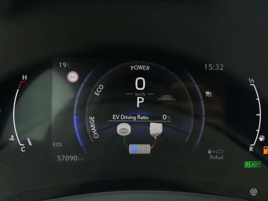 Серый Лексус RX 500h 2023 в Клайпеда, объемом двигателя 2.39 л и пробегом 57 тыс. км за 65000 €, фото 14 на AUTOMOTO.COM.LV
