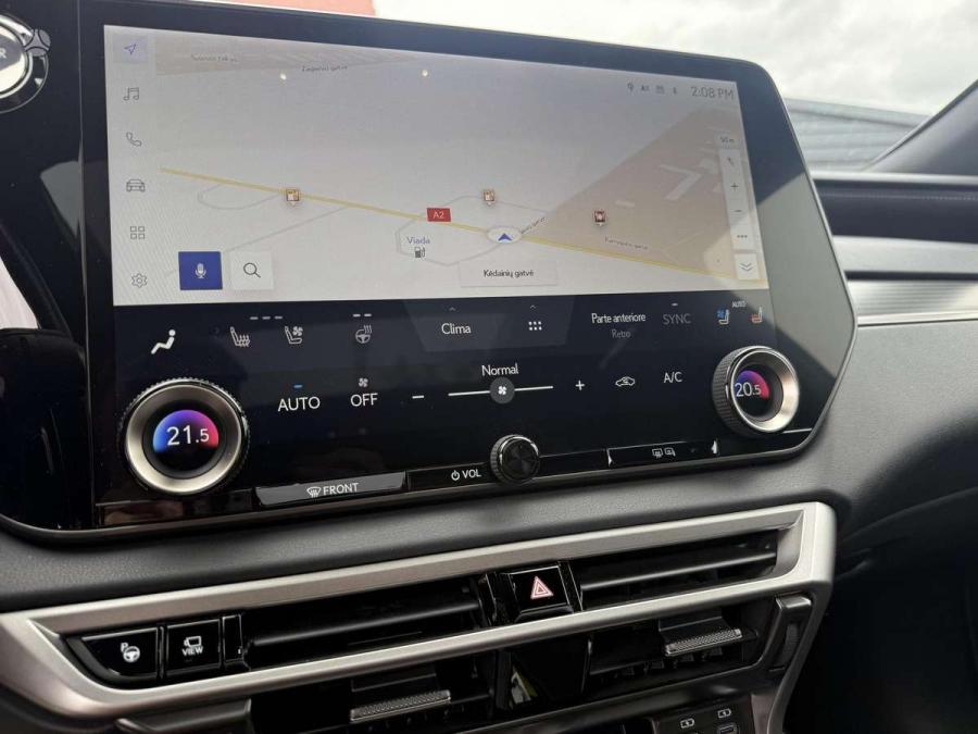 Pelēks Lexus RX 500h 2023 Panevēža, ar dzinēja tilpumu 2.40 L un nobraukumu 87 tūkst. km par 59900 €, foto 19 vietnē AUTOMOTO.COM.LV