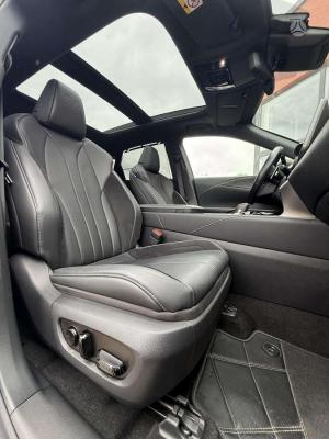 Pelēks Lexus RX 500h 2023 Panevēža, ar dzinēja tilpumu 2.40 L un nobraukumu 87 tūkst. km par 59900 €, foto 20 vietnē AUTOMOTO.COM.LV