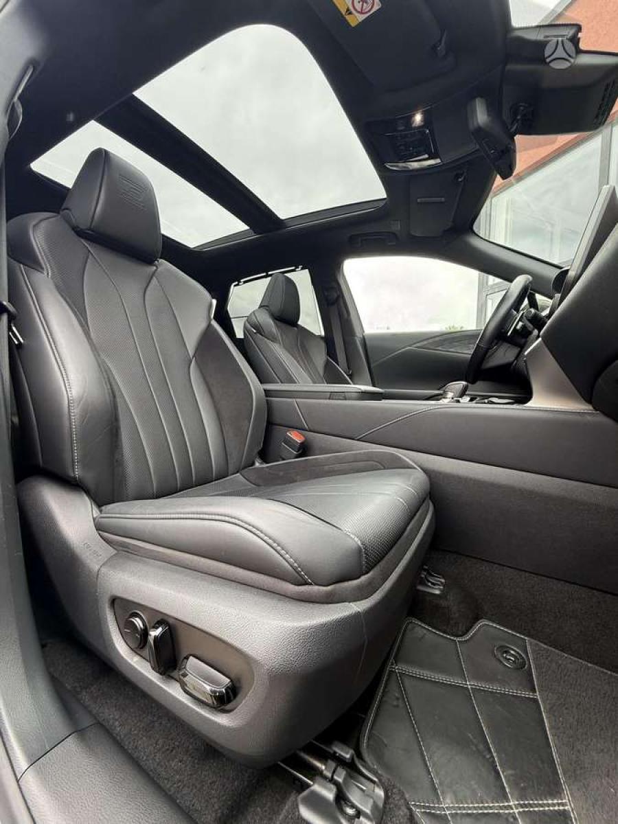 Pelēks Lexus RX 500h 2023 Panevēža, ar dzinēja tilpumu 2.40 L un nobraukumu 87 tūkst. km par 59900 €, foto 20 vietnē AUTOMOTO.COM.LV