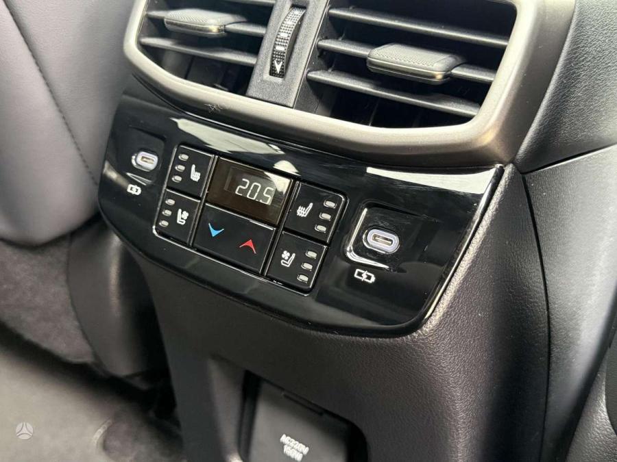 Pelēks Lexus RX 500h 2023 Panevēža, ar dzinēja tilpumu 2.40 L un nobraukumu 87 tūkst. km par 59900 €, foto 32 vietnē AUTOMOTO.COM.LV