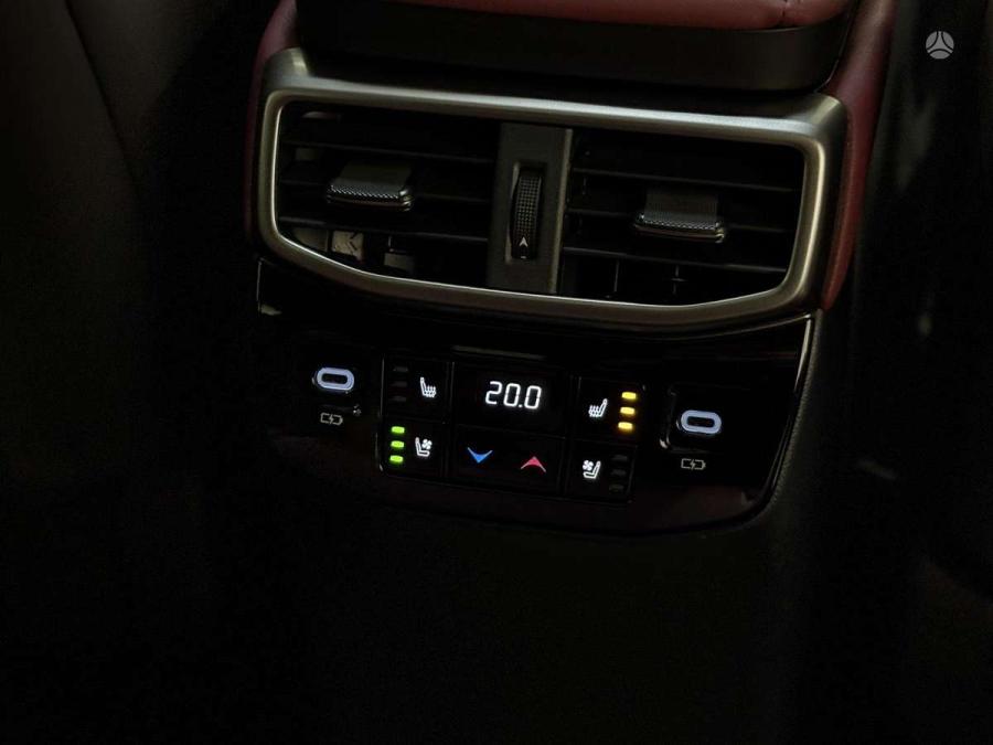 Grey Lexus RX 500h 2023 in Vilnius, with an engine capacity of 2.39 L and mileage of 79 thousand km for 62400 €, photo 34 on AUTOMOTO.COM.LV