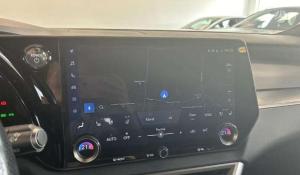 Серый Лексус RX 500h 2023 в Вильнюс, объемом двигателя 2.39 л и пробегом 115 тыс. км за 57999 €, фото 16 на AUTOMOTO.COM.LV