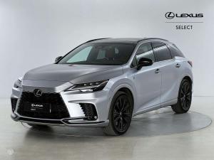 Pelēks Lexus RX 500h 2024 Viļņa, ar dzinēja tilpumu 2.39 L un nobraukumu 125 tūkst. km par 61900 €, foto  vietnē AUTOMOTO.COM.LV