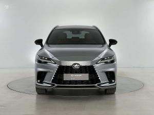 Pelēks Lexus RX 500h 2024 Viļņa, ar dzinēja tilpumu 2.39 L un nobraukumu 125 tūkst. km par 61900 €, foto 6 vietnē AUTOMOTO.COM.LV