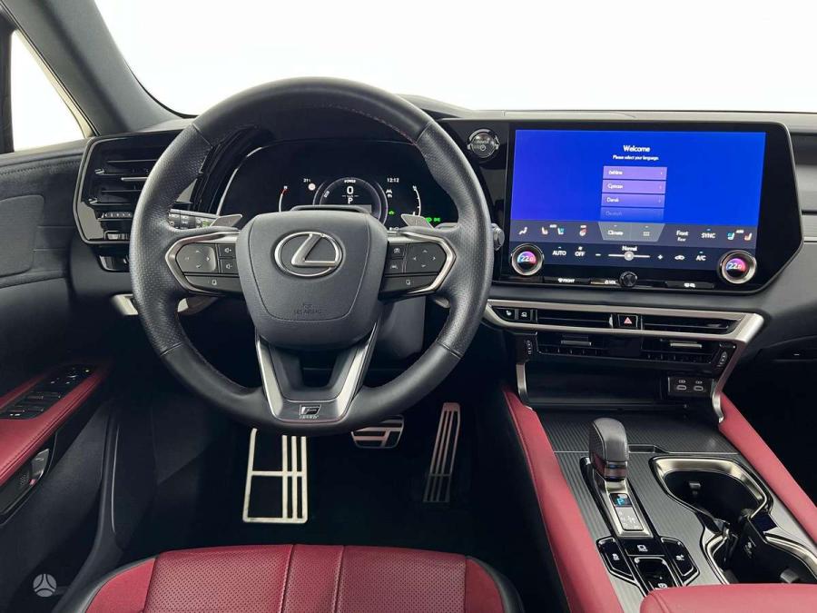 Pelēks Lexus RX 500h 2024 Viļņa, ar dzinēja tilpumu 2.39 L un nobraukumu 125 tūkst. km par 61900 €, foto 10 vietnē AUTOMOTO.COM.LV