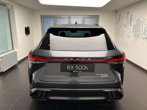 Pelēks Lexus RX 500h 2026 Kauņa, ar dzinēja tilpumu 2.39 L un nobraukumu 10 tūkst. km par 88000 €, foto 5 vietnē AUTOMOTO.COM.LV