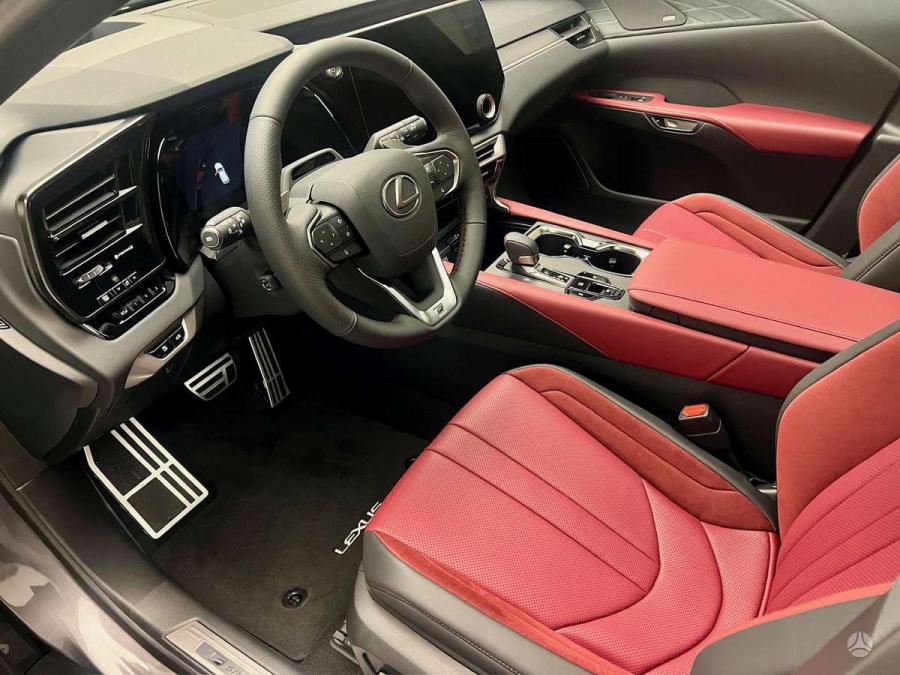 Pelēks Lexus RX 500h 2026 Kauņa, ar dzinēja tilpumu 2.39 L un nobraukumu 10 tūkst. km par 88000 €, foto 12 vietnē AUTOMOTO.COM.LV