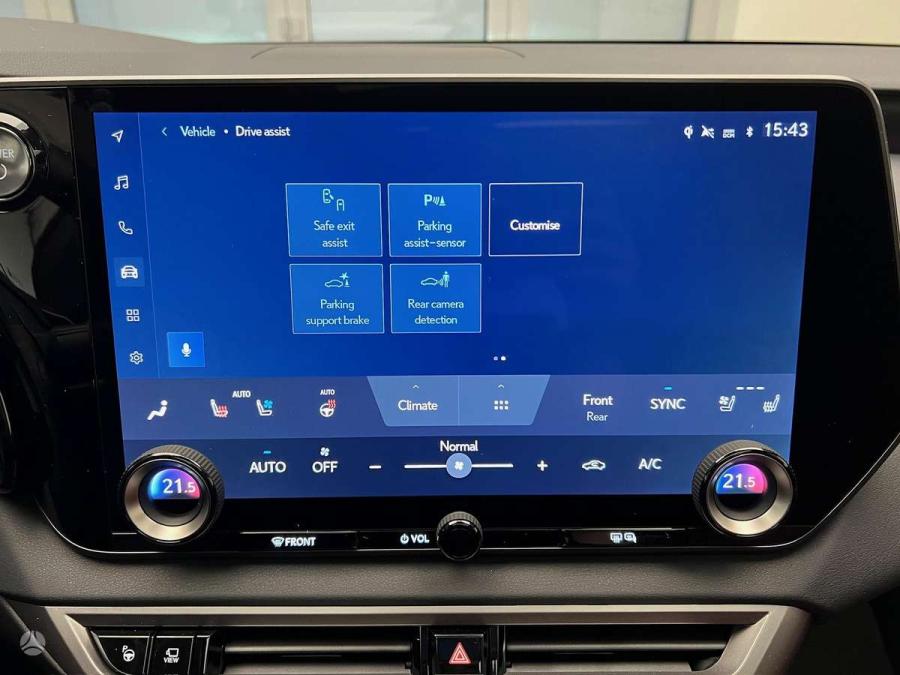 Pelēks Lexus RX 500h 2026 Kauņa, ar dzinēja tilpumu 2.39 L un nobraukumu 10 tūkst. km par 88000 €, foto 23 vietnē AUTOMOTO.COM.LV