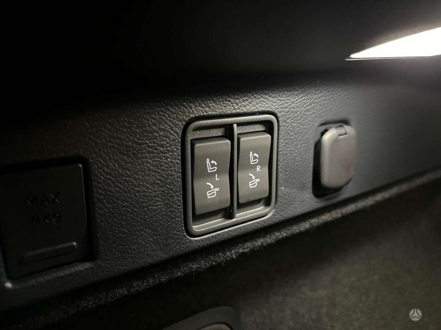 Pelēks Lexus RX 500h 2026 Kauņa, ar dzinēja tilpumu 2.39 L un nobraukumu 10 tūkst. km par 88000 €, foto 35 vietnē AUTOMOTO.COM.LV