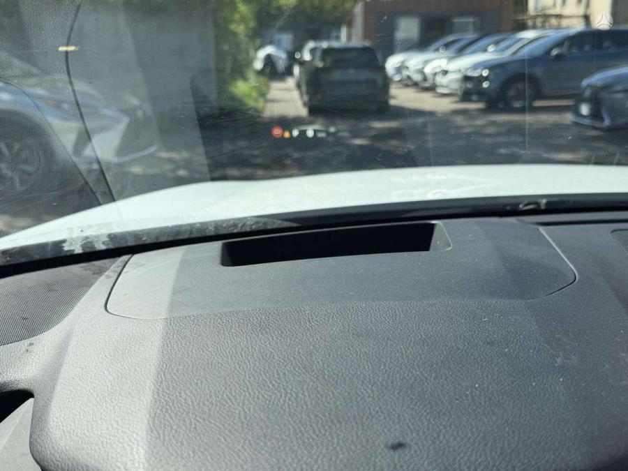 Balts Lexus RX 500h 2023 Viļņa, ar dzinēja tilpumu 0.00 L un nobraukumu 114 tūkst. km par 49900 €, foto 16 vietnē AUTOMOTO.COM.LV