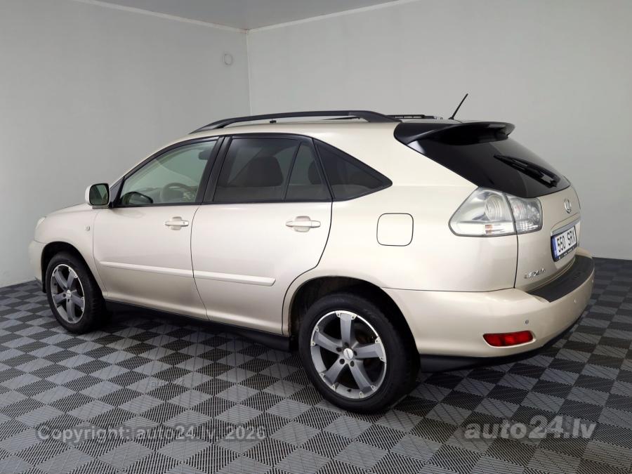 Smilšu krāsa Lexus RX 2004 Tallina, ar dzinēja tilpumu 3.00 L un nobraukumu 259 tūkst. km par 2999 €, foto 5 vietnē AUTOMOTO.COM.LV