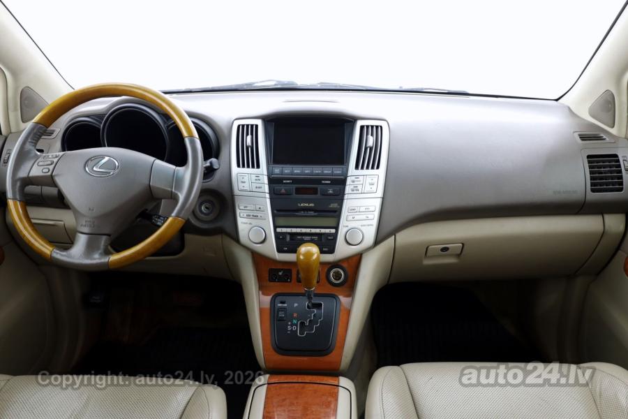 Smilšu krāsa Lexus RX 2004 Tallina, ar dzinēja tilpumu 3.00 L un nobraukumu 259 tūkst. km par 2999 €, foto 6 vietnē AUTOMOTO.COM.LV