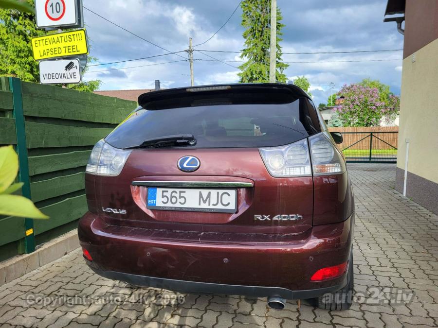 Beige Lexus RX 2007 in Tallinn, with an engine capacity of 3.30 L and mileage of 340 thousand km for 5500 €, photo 5 on AUTOMOTO.COM.LV