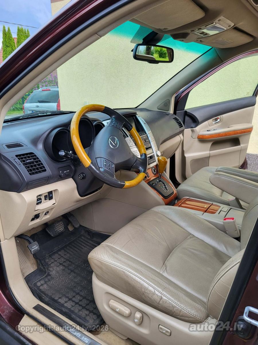 Beige Lexus RX 2007 in Tallinn, with an engine capacity of 3.30 L and mileage of 340 thousand km for 5500 €, photo 8 on AUTOMOTO.COM.LV