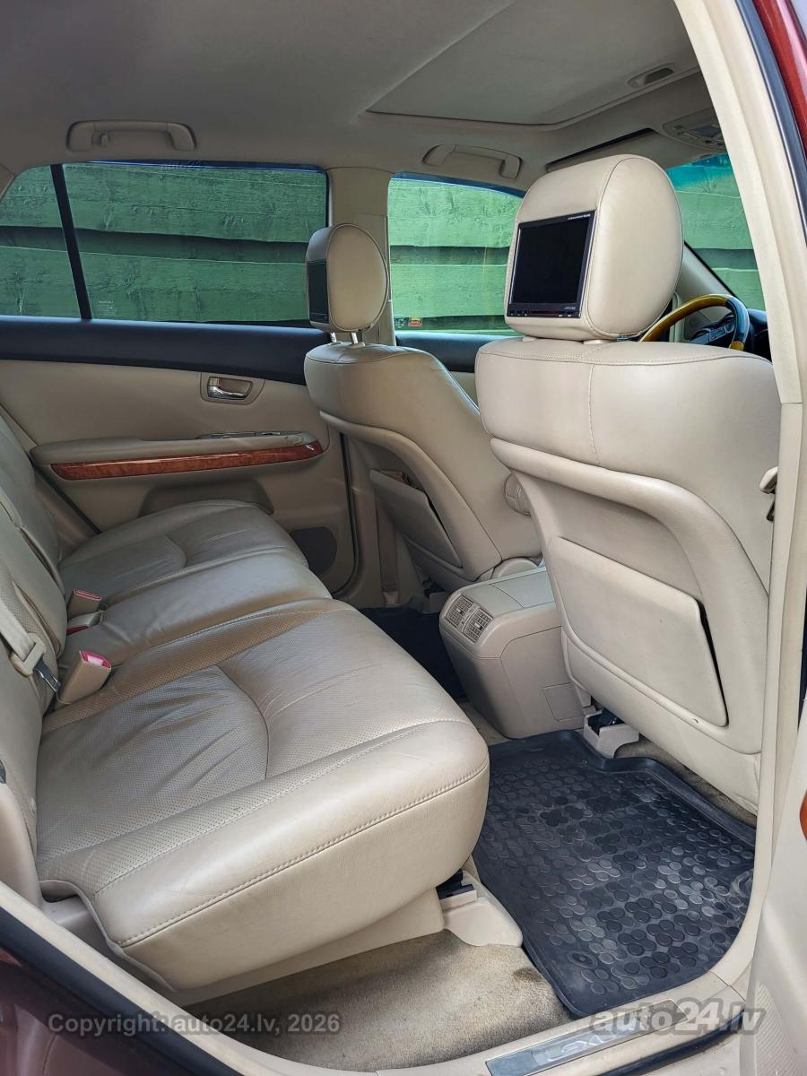 Beige Lexus RX 2007 in Tallinn, with an engine capacity of 3.30 L and mileage of 340 thousand km for 5500 €, photo 11 on AUTOMOTO.COM.LV
