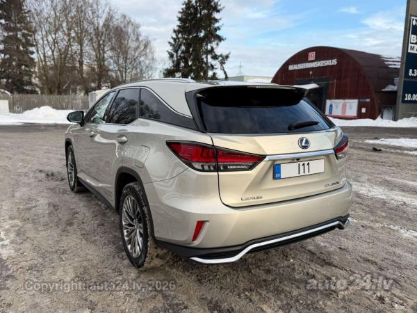Beige Lexus RX 2019 in Tallinn, with an engine capacity of 3.50 L and mileage of 88 thousand km for 45900 €, photo 5 on AUTOMOTO.COM.LV