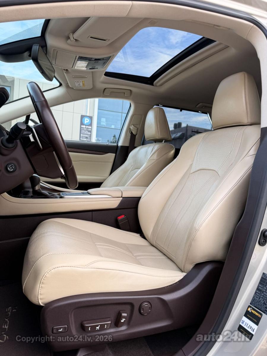 Beige Lexus RX 2019 in Tallinn, with an engine capacity of 3.50 L and mileage of 88 thousand km for 45900 €, photo 12 on AUTOMOTO.COM.LV