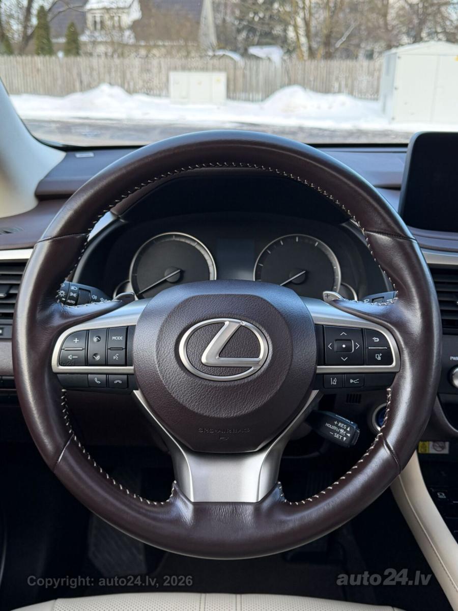 Beige Lexus RX 2019 in Tallinn, with an engine capacity of 3.50 L and mileage of 88 thousand km for 45900 €, photo 20 on AUTOMOTO.COM.LV