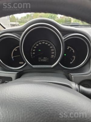 Melns Lexus RX 2006 Rīga, ar dzinēja tilpumu 3.30 L un nobraukumu 412 tūkst. km par 3250 €, foto 7 vietnē AUTOMOTO.COM.LV