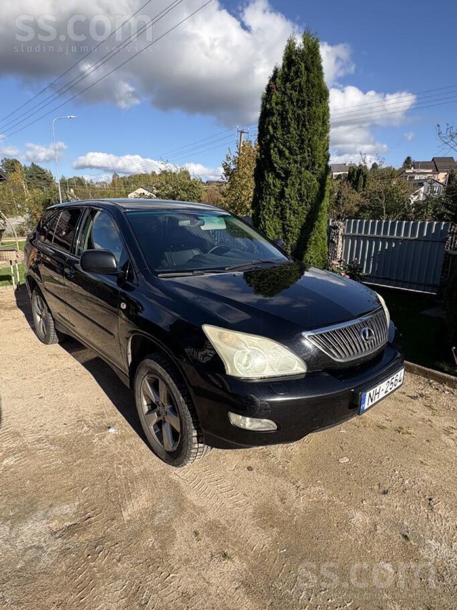 Melns Lexus RX 2004 Rēzekne, ar dzinēja tilpumu 3.00 L un nobraukumu 342 tūkst. km par 3200 €, foto 1 vietnē AUTOMOTO.COM.LV