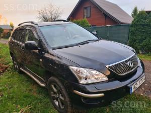 Black Lexus RX 2005 in Riga, with an engine capacity of 3.00 L and mileage of 310 thousand km for 3900 €, photo 2 on AUTOMOTO.COM.LV