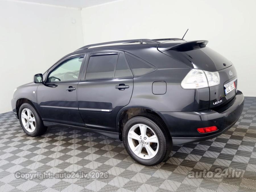 Melns Lexus RX 2006 Tallina, ar dzinēja tilpumu 3.20 L un nobraukumu 0 tūkst. km par 2499 €, foto 4 vietnē AUTOMOTO.COM.LV