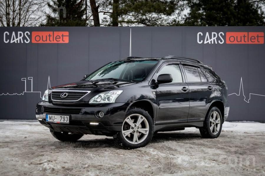Black Lexus RX 2006 in Riga, with an engine capacity of 3.30 L and mileage of 204 thousand km for 6490 €, photo 1 on AUTOMOTO.COM.LV