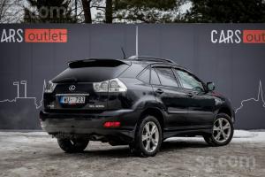 Black Lexus RX 2006 in Riga, with an engine capacity of 3.30 L and mileage of 204 thousand km for 6490 €, photo 8 on AUTOMOTO.COM.LV