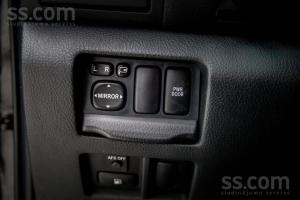Black Lexus RX 2006 in Riga, with an engine capacity of 3.30 L and mileage of 204 thousand km for 6490 €, photo 15 on AUTOMOTO.COM.LV