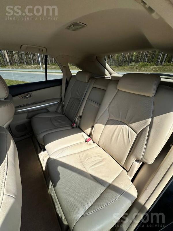 Melns Lexus RX 2006 Rīga, ar dzinēja tilpumu 3.30 L un nobraukumu 247 tūkst. km par 4900 €, foto 5 vietnē AUTOMOTO.COM.LV